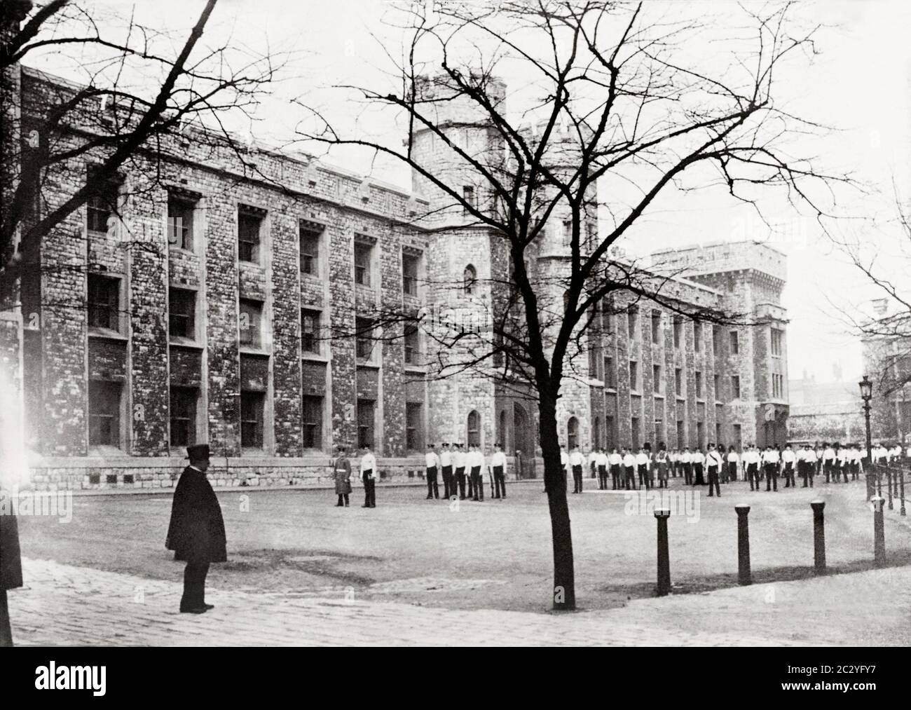 Historical Britain, English city streets and landscapes circa 1900 ...