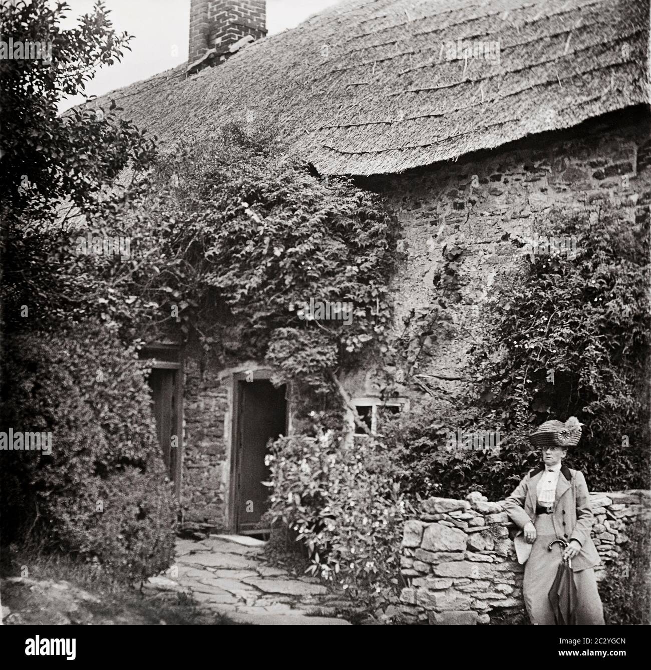 Historical Britain, English city streets and landscapes circa 1900 ...