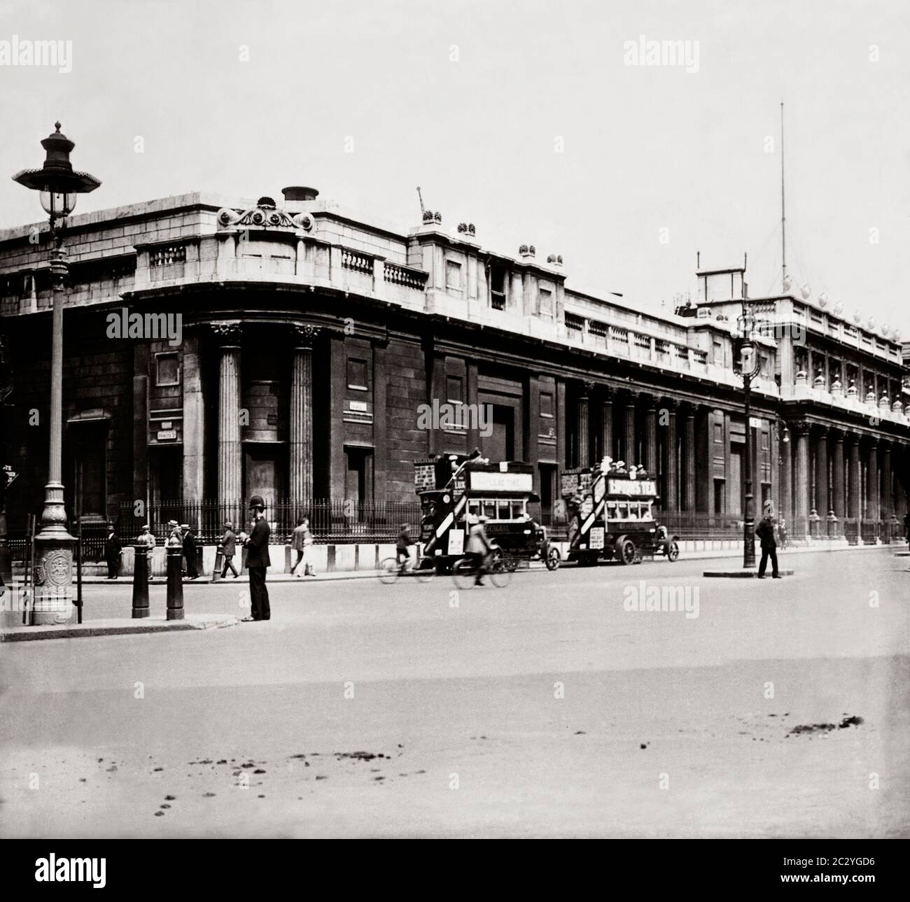 Historical Britain, English city streets and landscapes circa 1900 ...