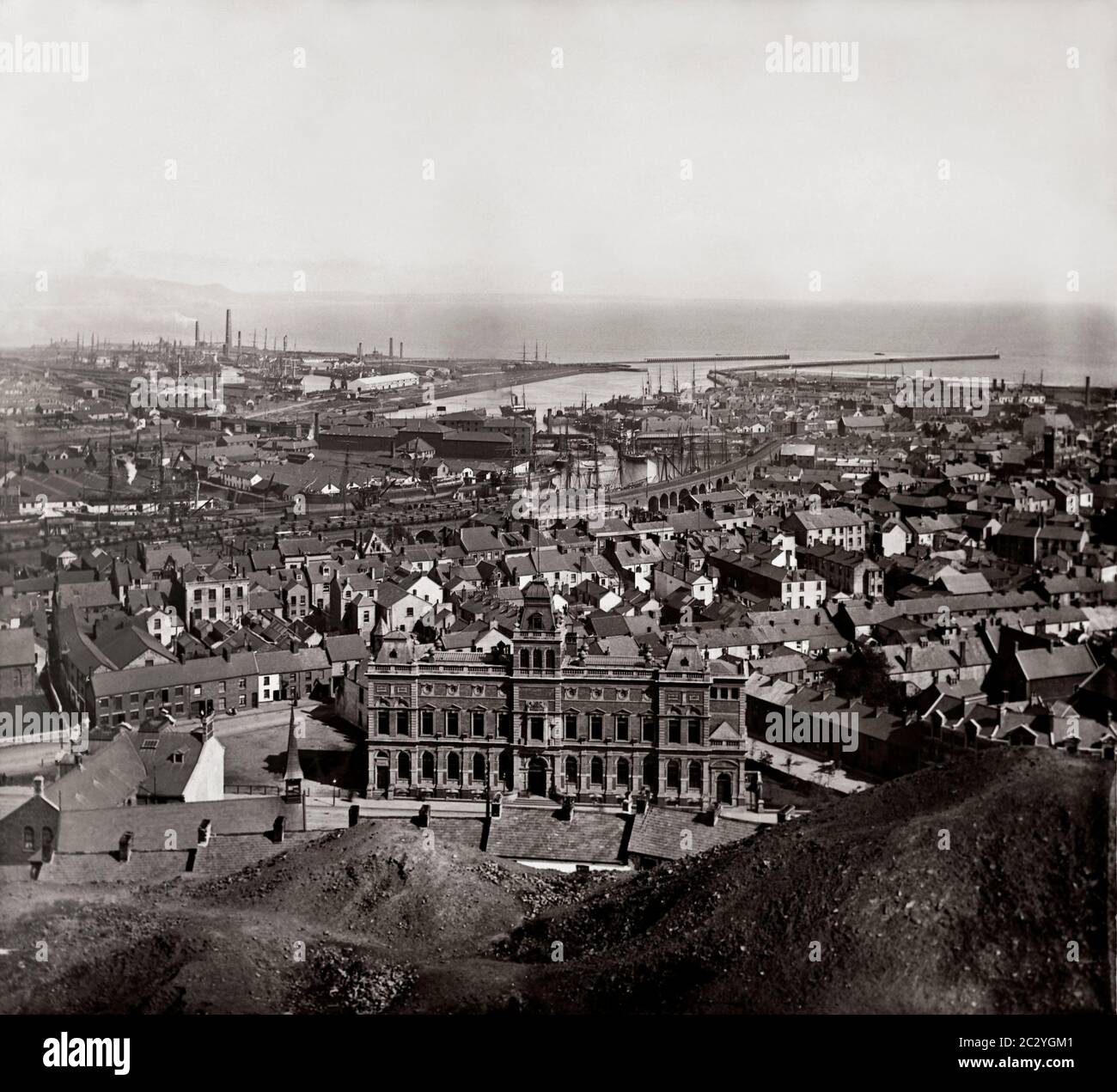 Historical Britain, English city streets and landscapes circa 1900 ...