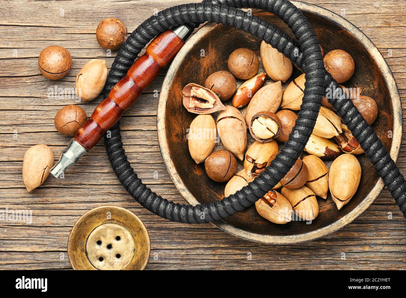 Tobacco smoking hookah with the aroma of nuts Stock Photo - Alamy