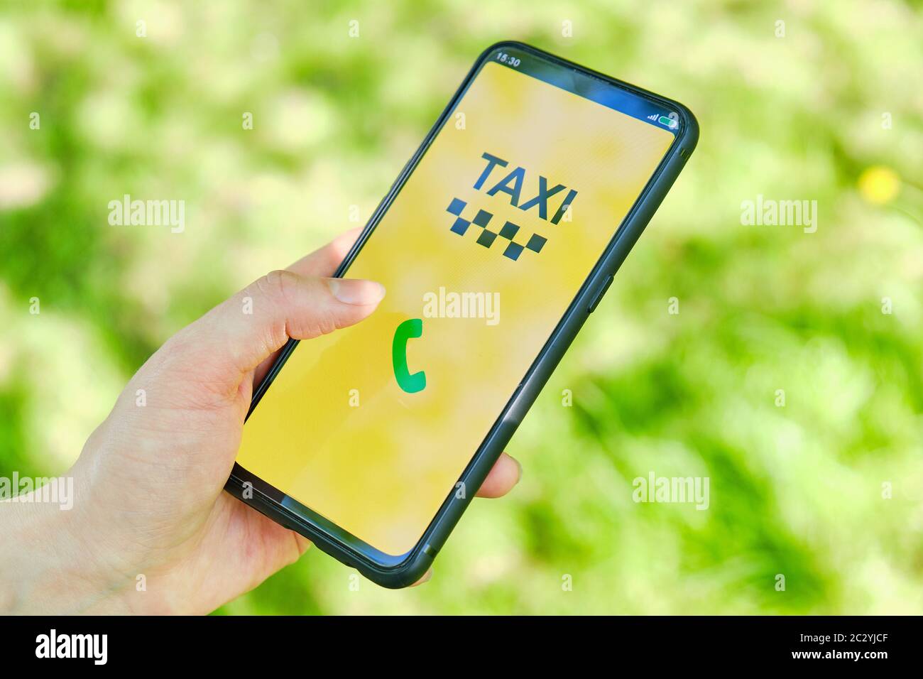 Call taxi hand hi-res stock photography and images - Alamy