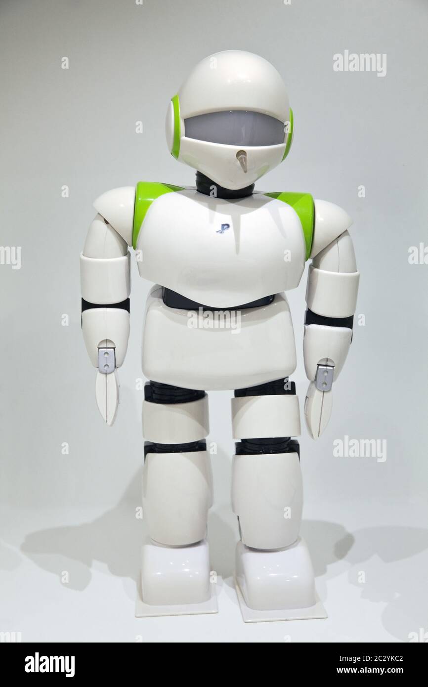 Learning robot SPRK +, the ball robot is designed to teach children ...