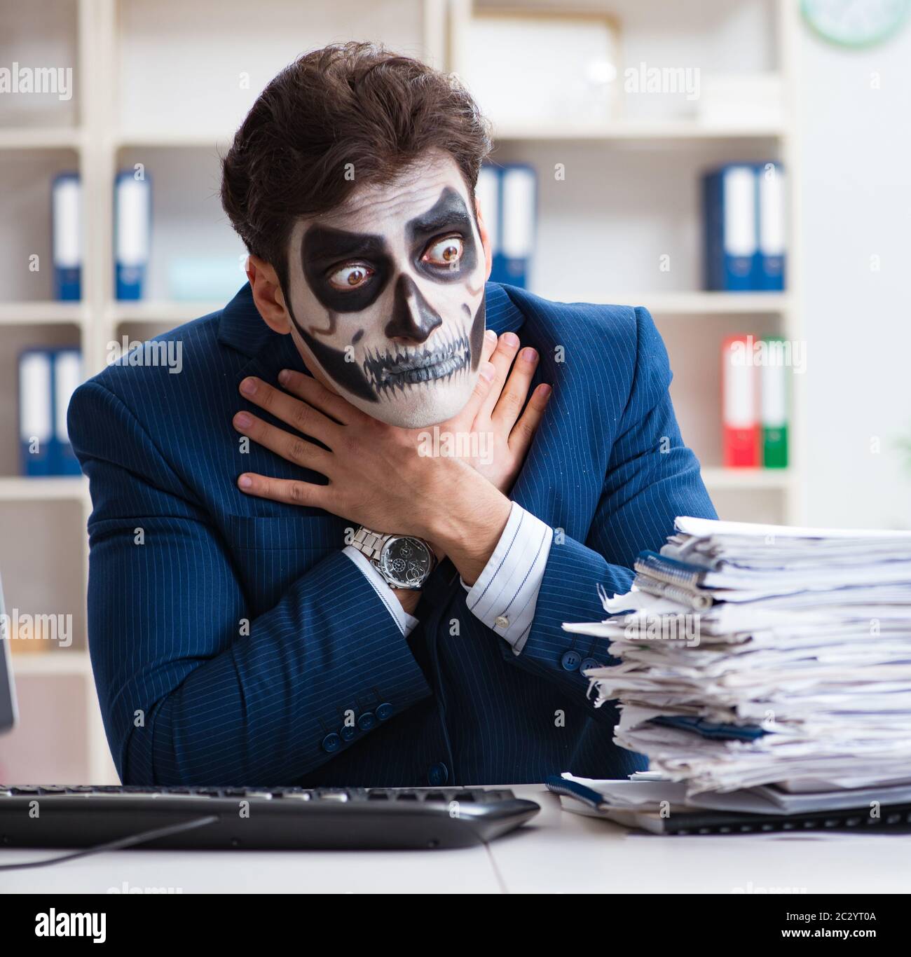 Scary work office hi-res stock photography and images - Alamy