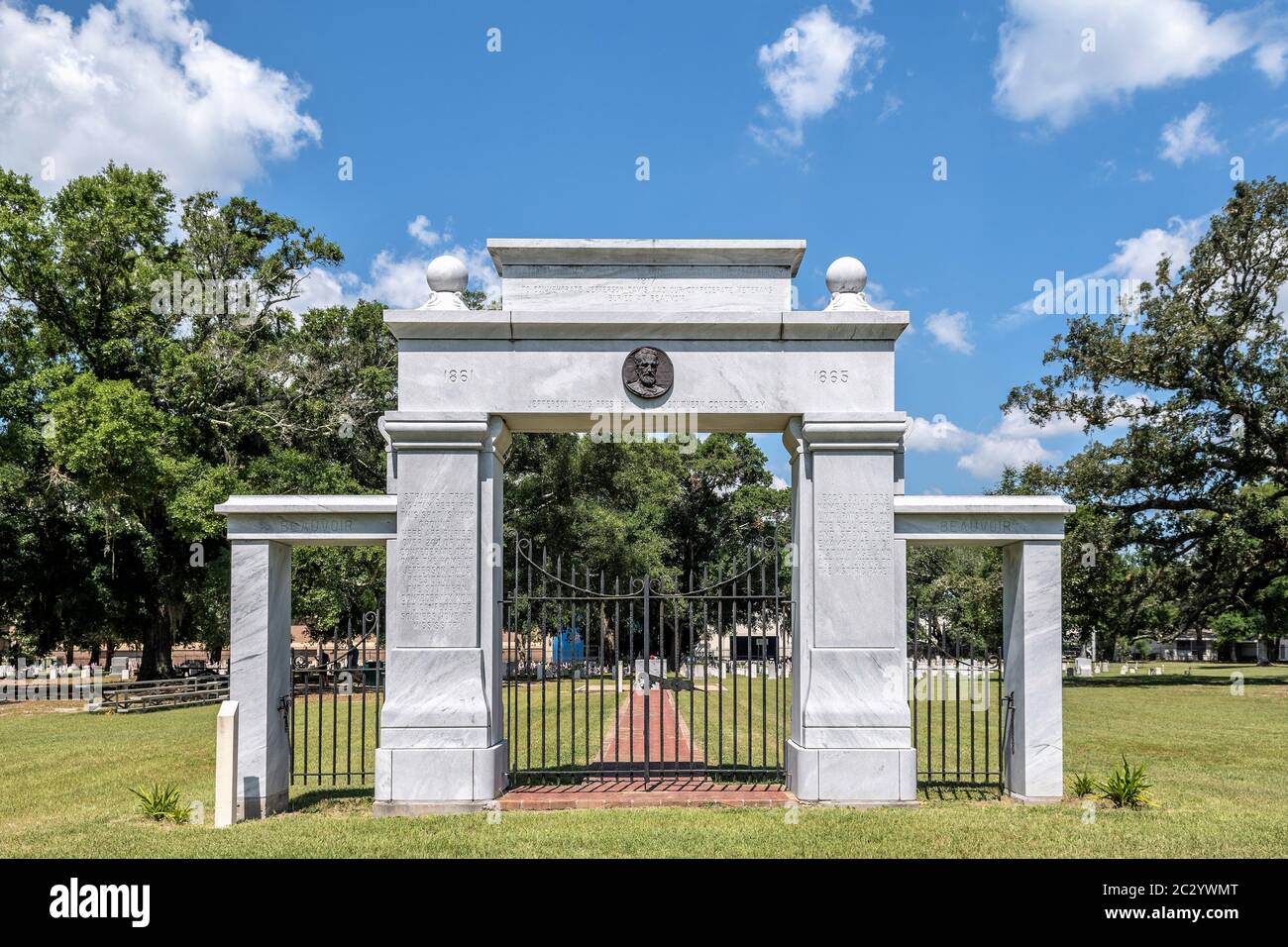 Confederate soldiers home cemetery hi-res stock photography and images ...