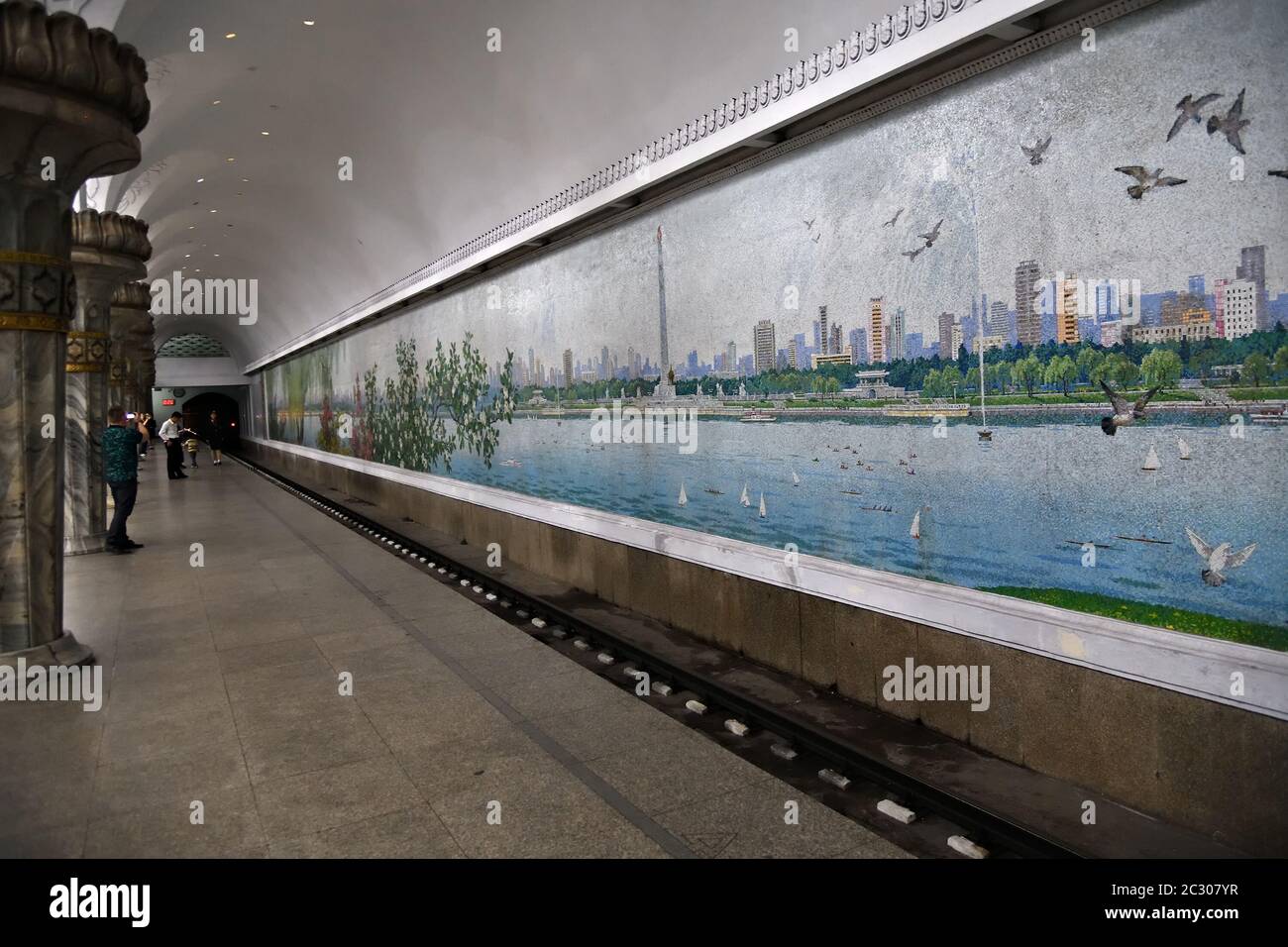 Pyongyang metro hi-res stock photography and images - Alamy