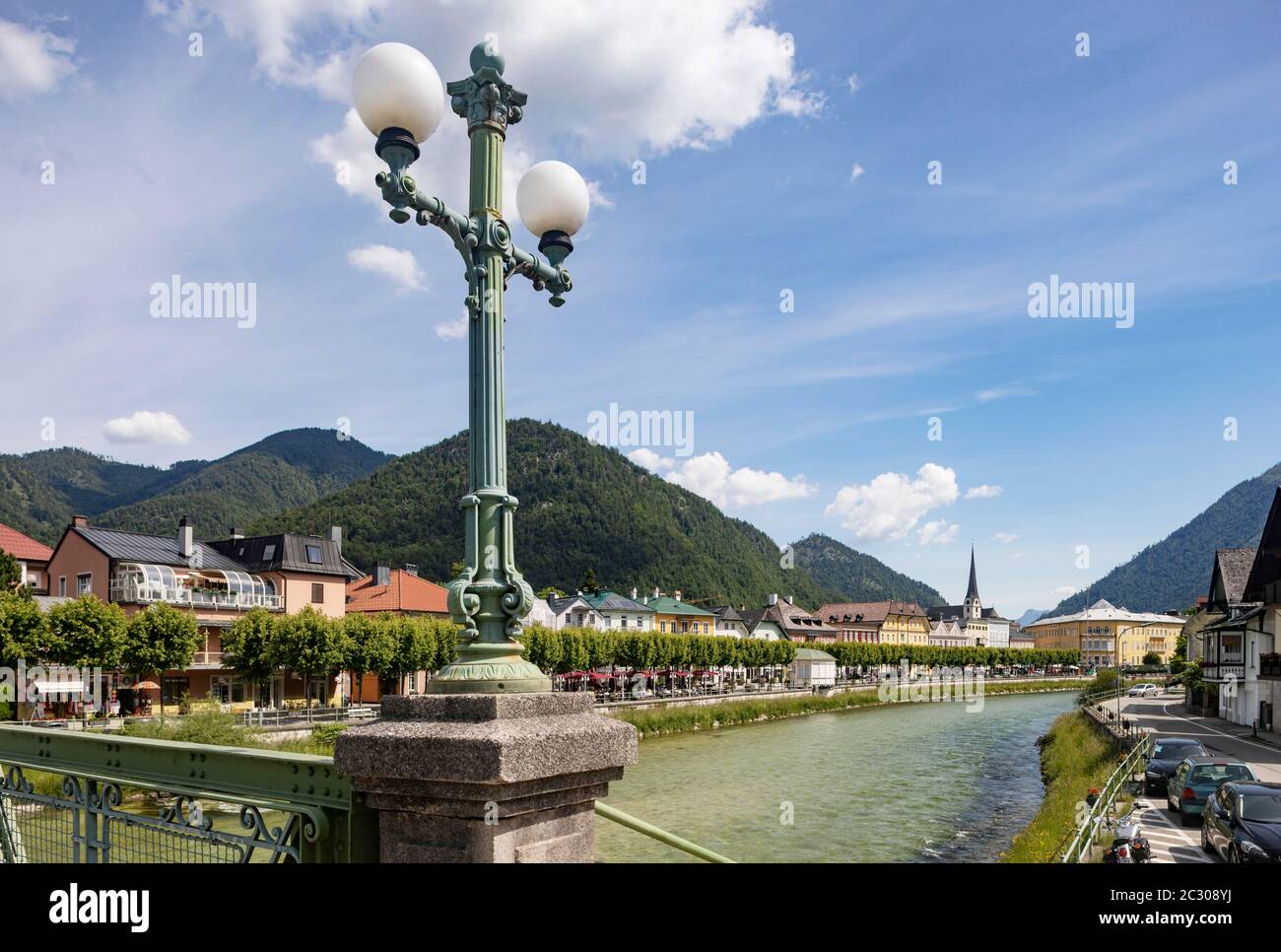City view of Bad Ischl with river Traun, Salzkammergut, Upper Austria ...