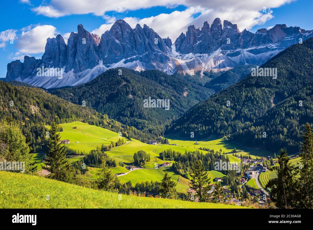 Lovely Naturpark Puez-Odle Stock Photo - Alamy