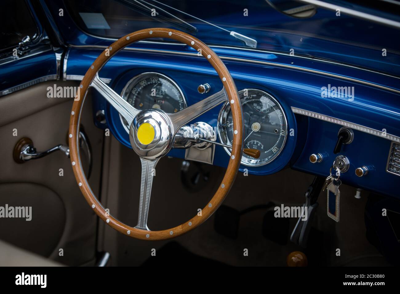 Color close up of the wooden steering wheel of an old classic car Stock ...