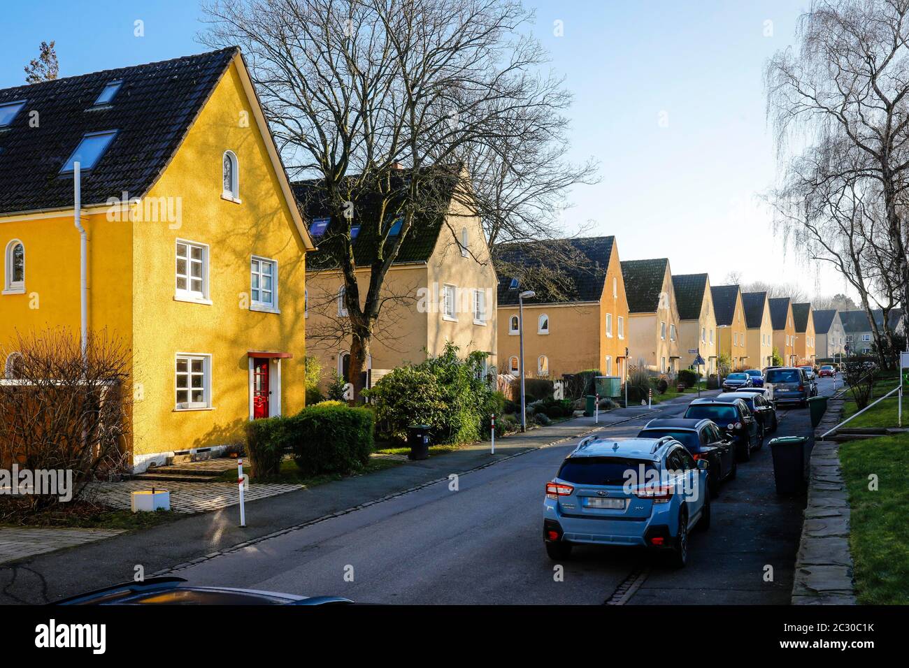 Typical settlement houses on the native soil, Muelheim an der Ruhr ...