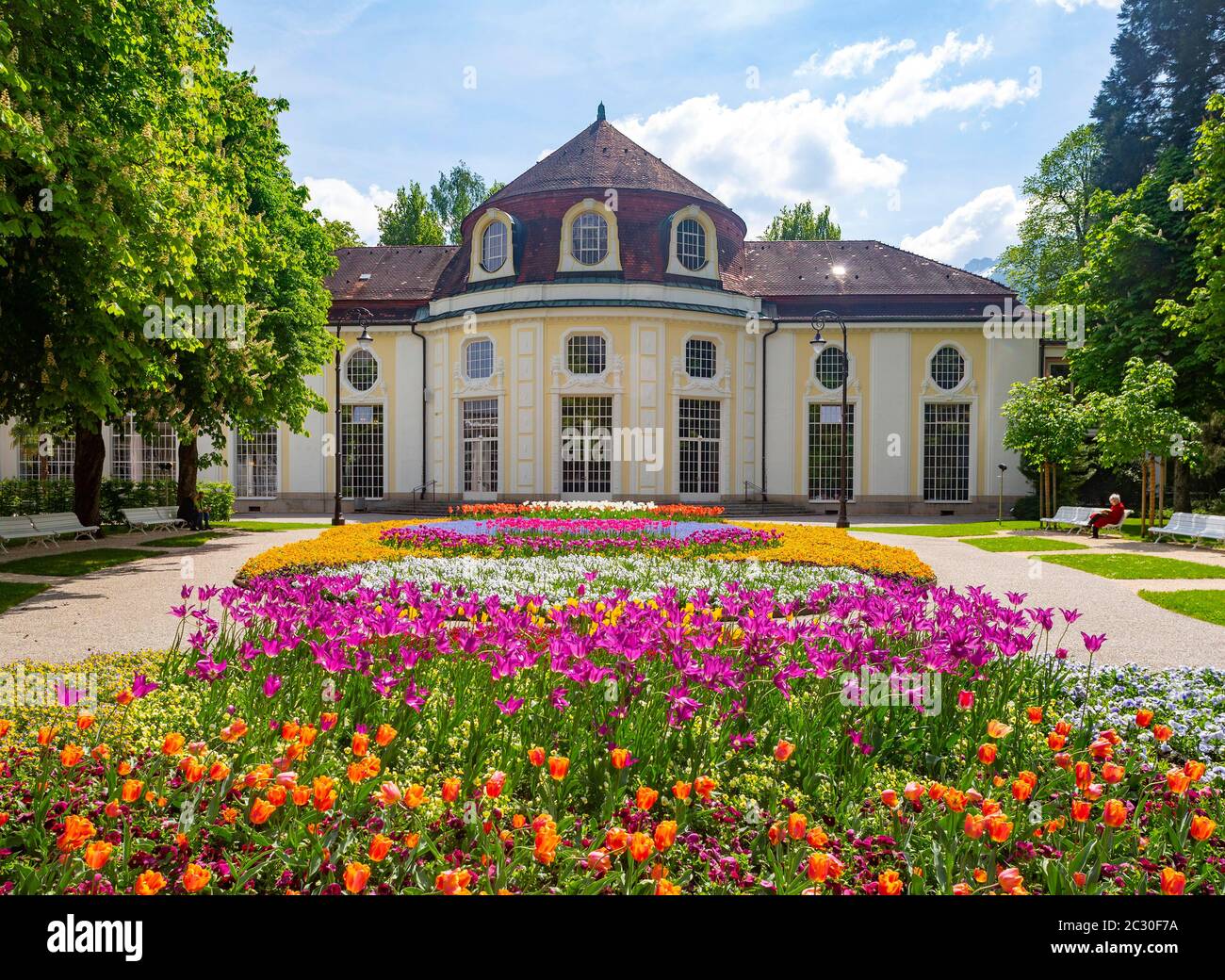 Wandelhalle im spa garden hi-res stock photography and images - Alamy