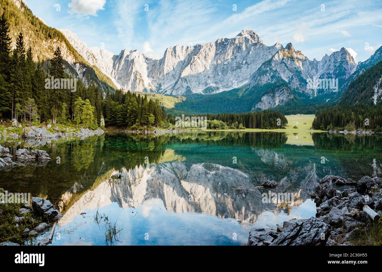 Laghi di fusine mangart hi-res stock photography and images - Alamy
