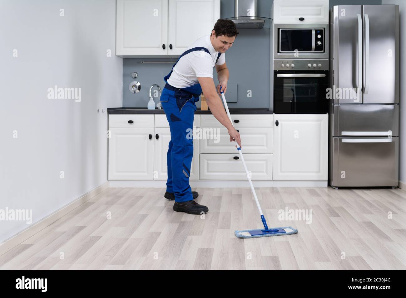 Cleaning out kitchen oven hi-res stock photography and images - Alamy