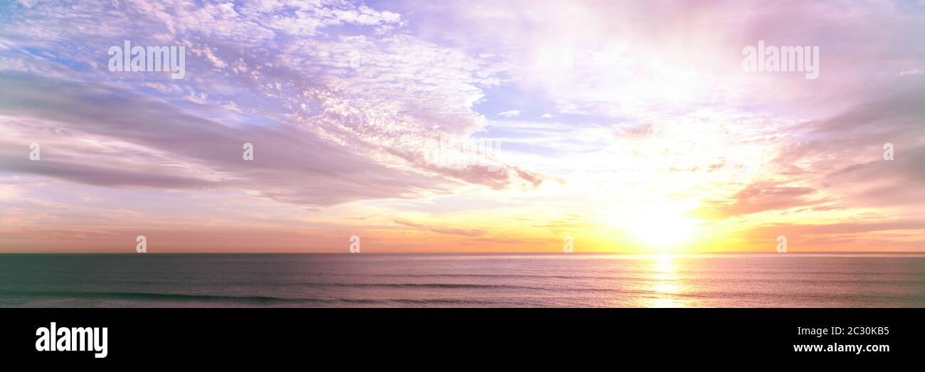 Panorama ocean sunset hi-res stock photography and images - Alamy