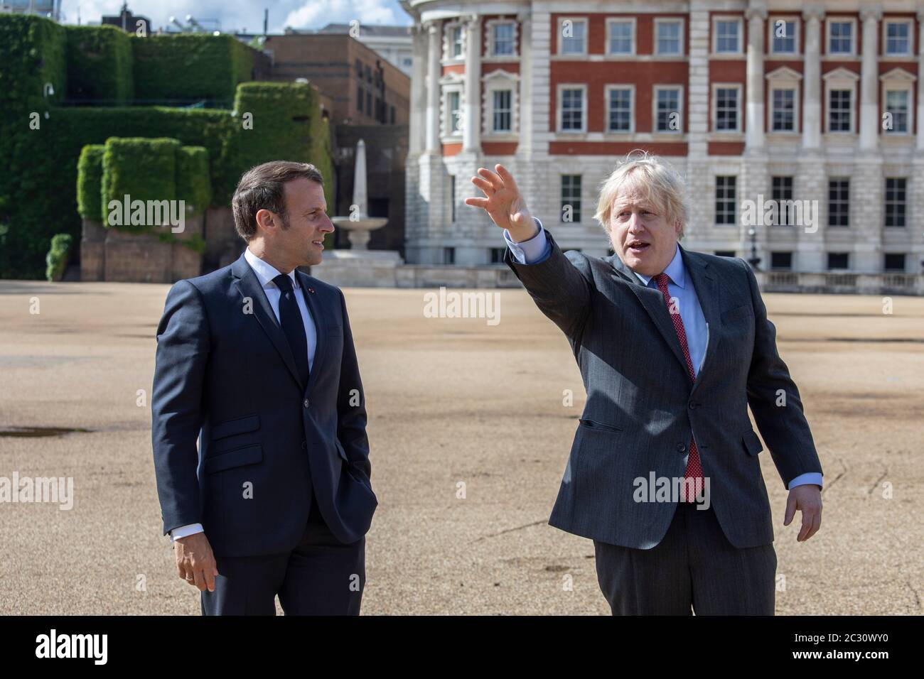 Prime Minister Boris Johnson (right) and French president Emmanuel ...
