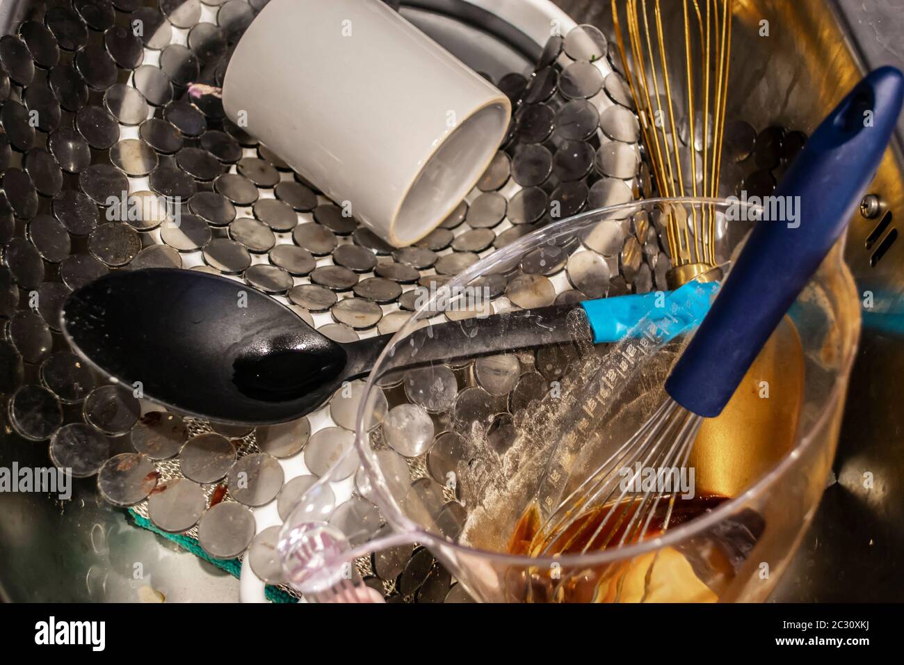 Pile of washing up hi-res stock photography and images - Alamy