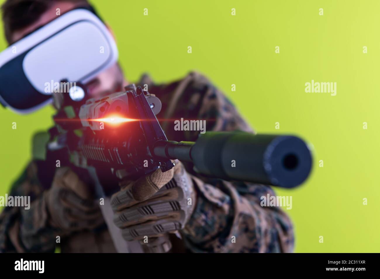 Vr shooter reality war game hi-res stock photography and images - Alamy