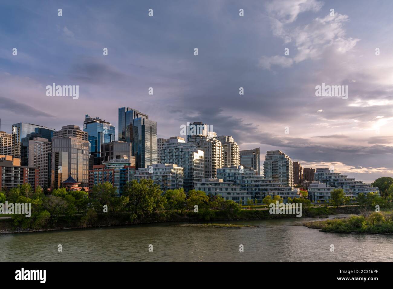 View of Calgary's skyline on a warm spring evening Stock Photo - Alamy
