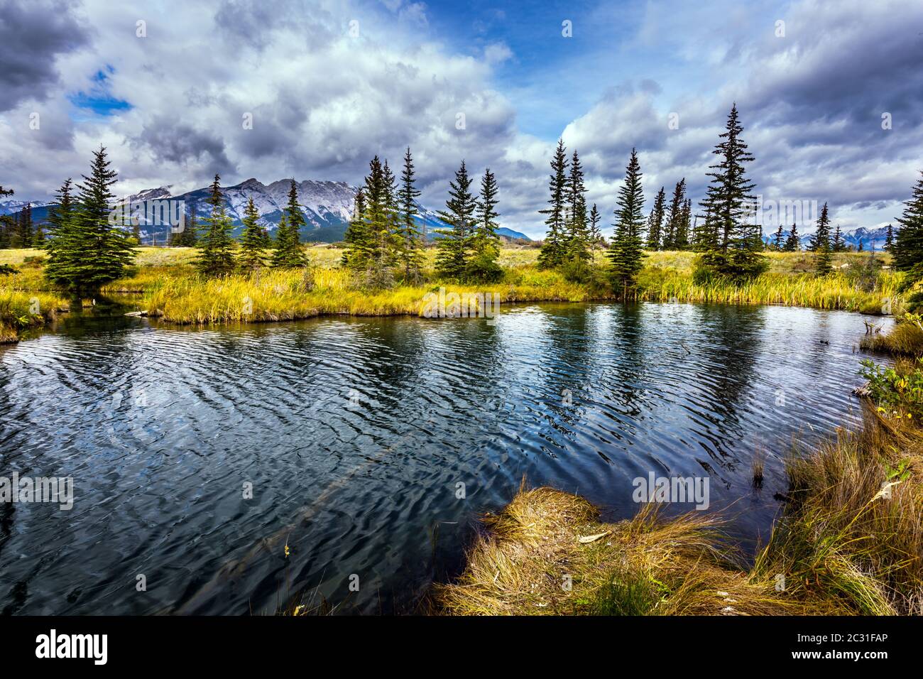 Landscape of the lakes hi-res stock photography and images - Alamy
