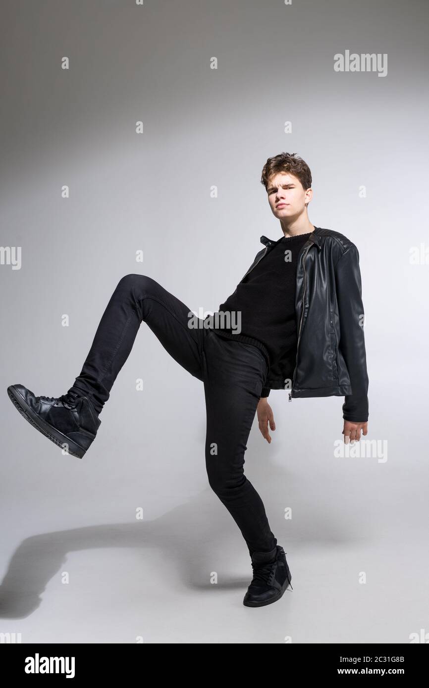 Man in casual cloths portrait hi-res stock photography and images - Alamy