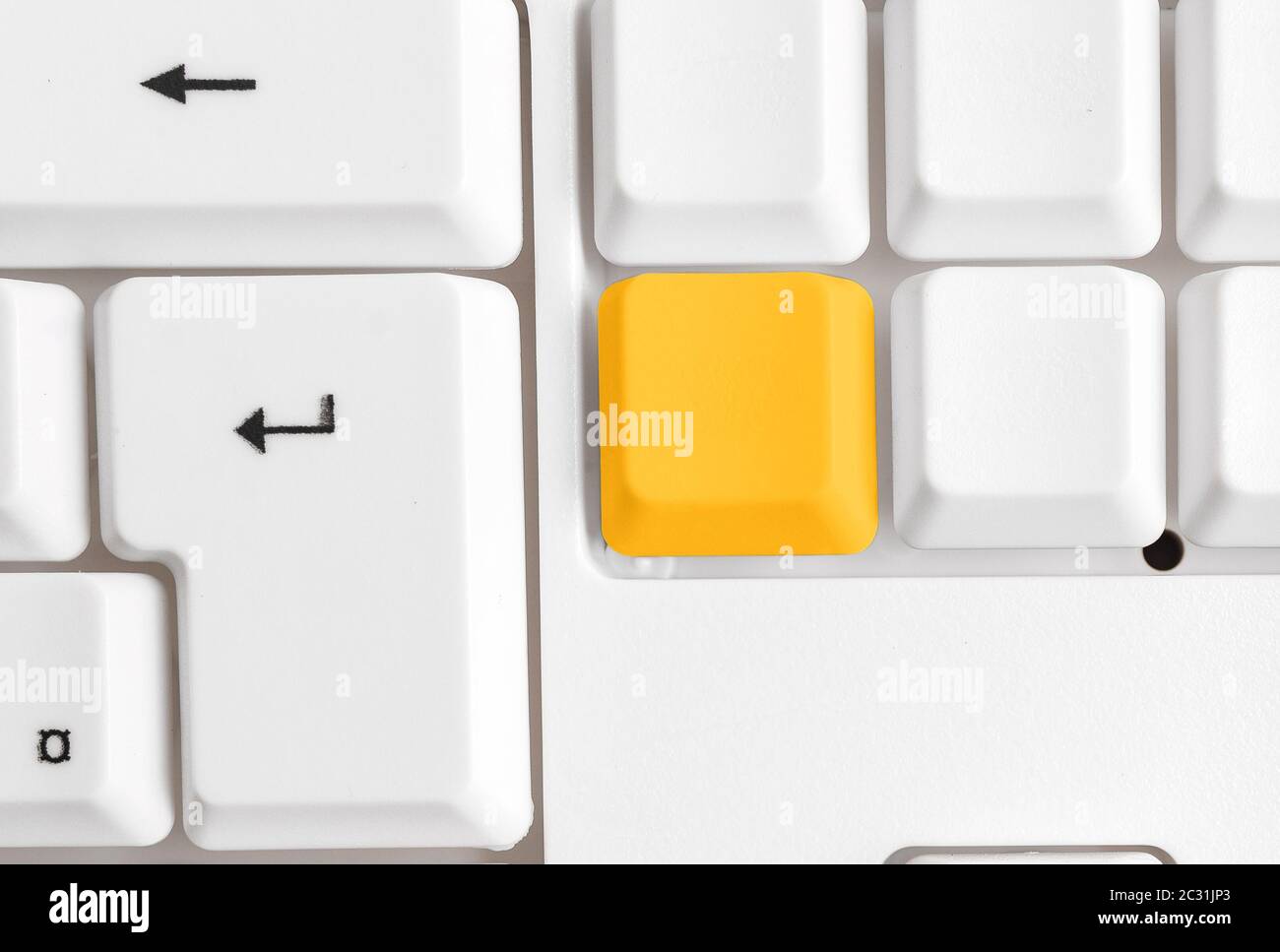 White Pc Keyboard With Empty Note Paper Above White Key Copy Space ...