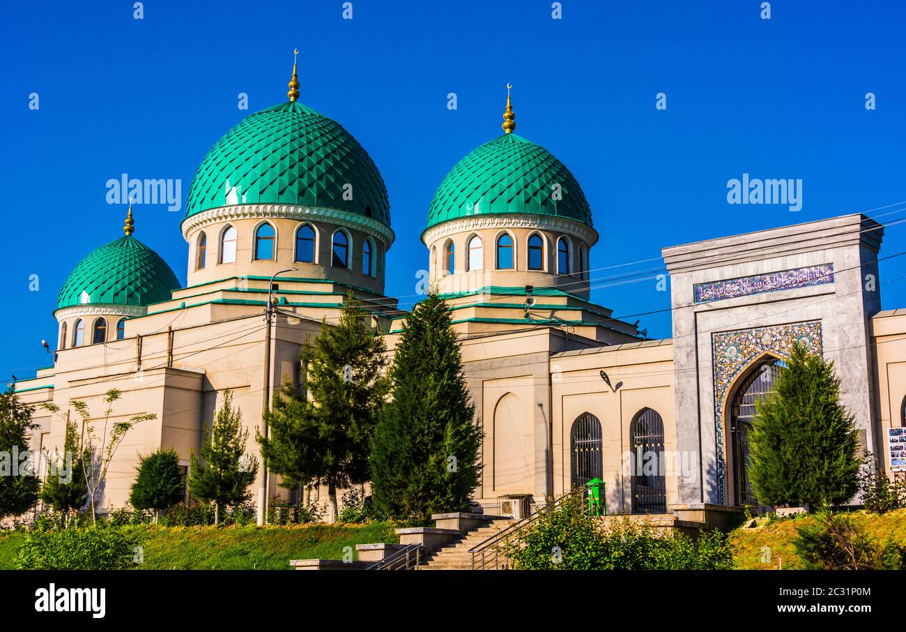Khoja Ahror Valiy mosque known as the Jama or Dzhuma Mosque in Tashkent ...