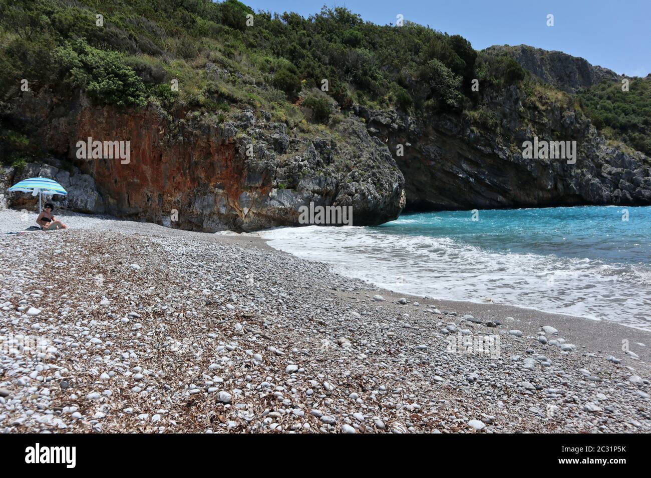 Spiaggia solitaria hi-res stock photography and images - Alamy