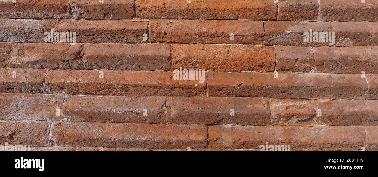 Ancient roman red brick wall useful as a background Stock Photo - Alamy