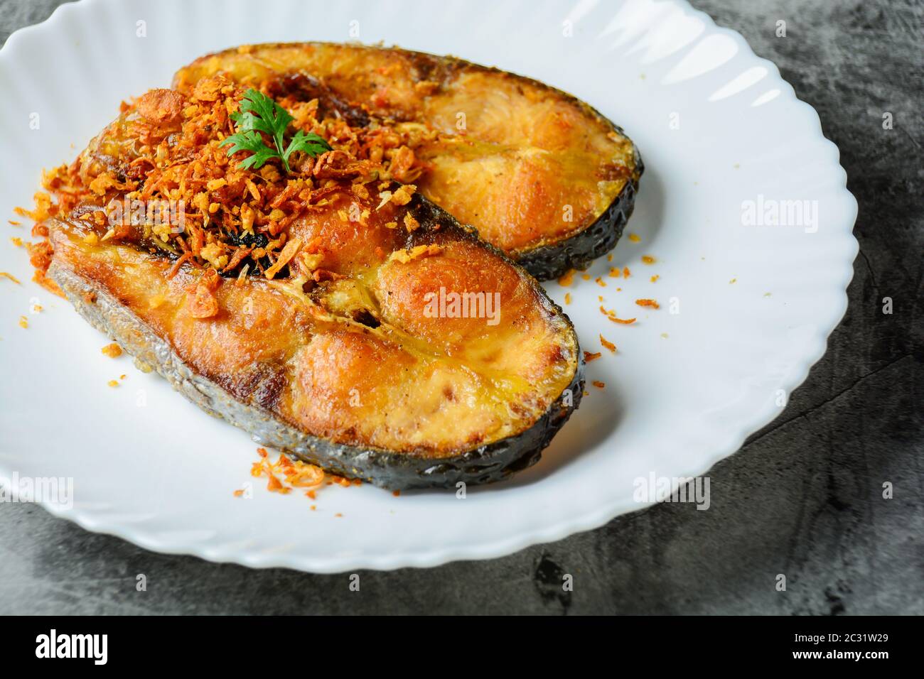 Deep Fried Pangasius fish with Black Pepper Garlic and fish source ...
