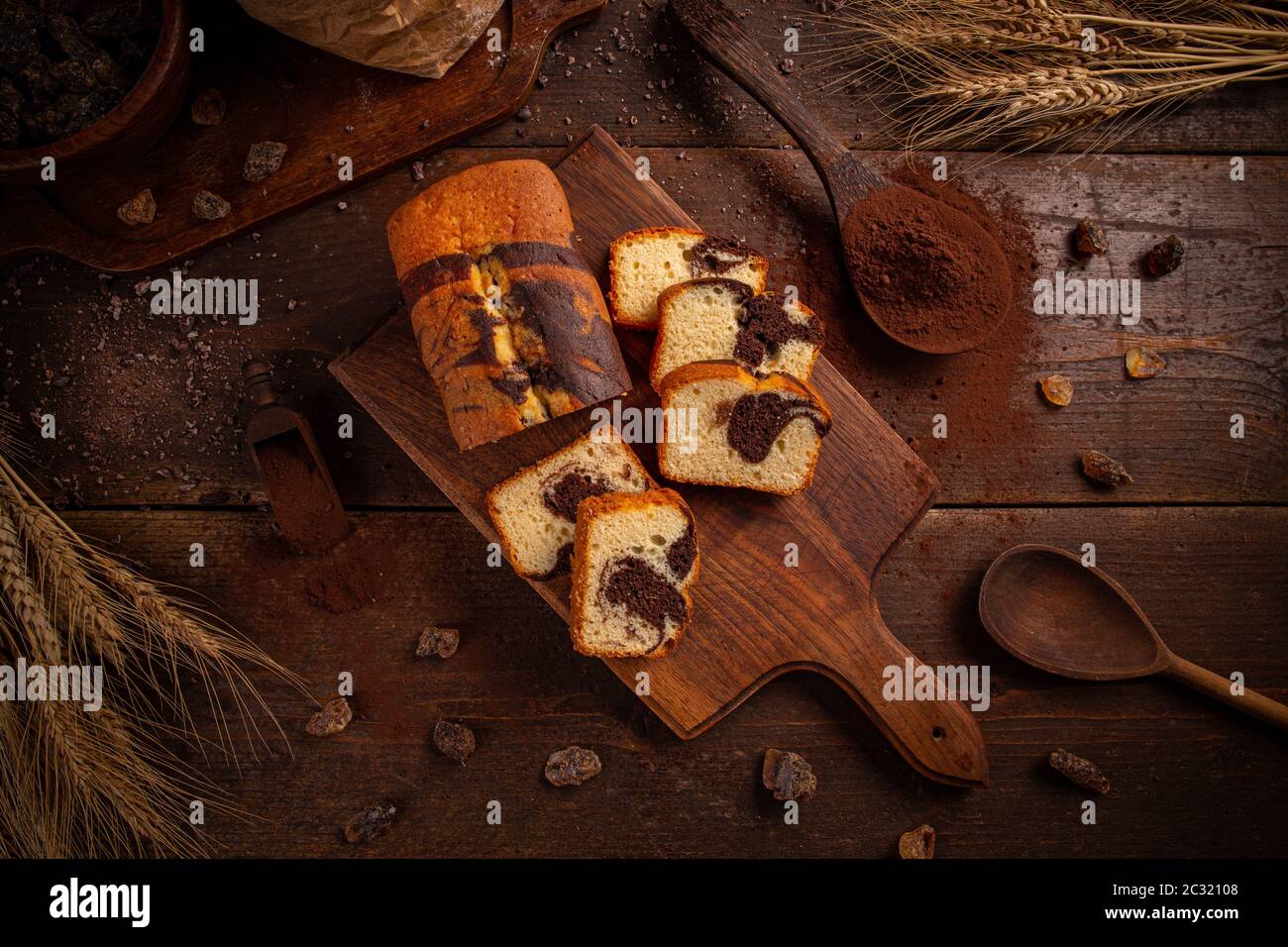 Marble bread hi-res stock photography and images - Alamy