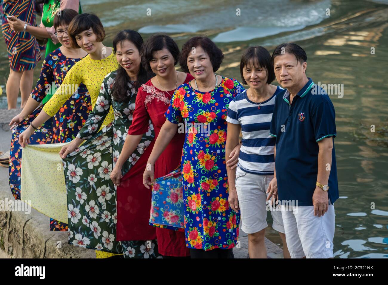 Chinese rich family hi-res stock photography and images - Alamy