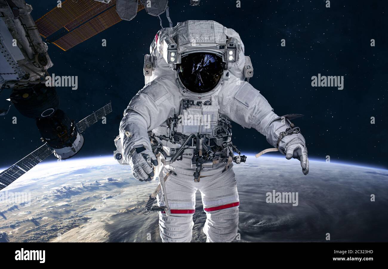 Space station in orbit hi-res stock photography and images - Alamy