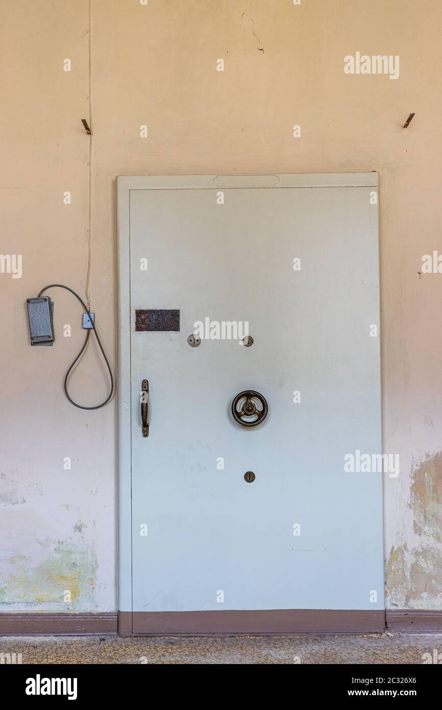 Safe, safe deposit box Data security Stock Photo - Alamy