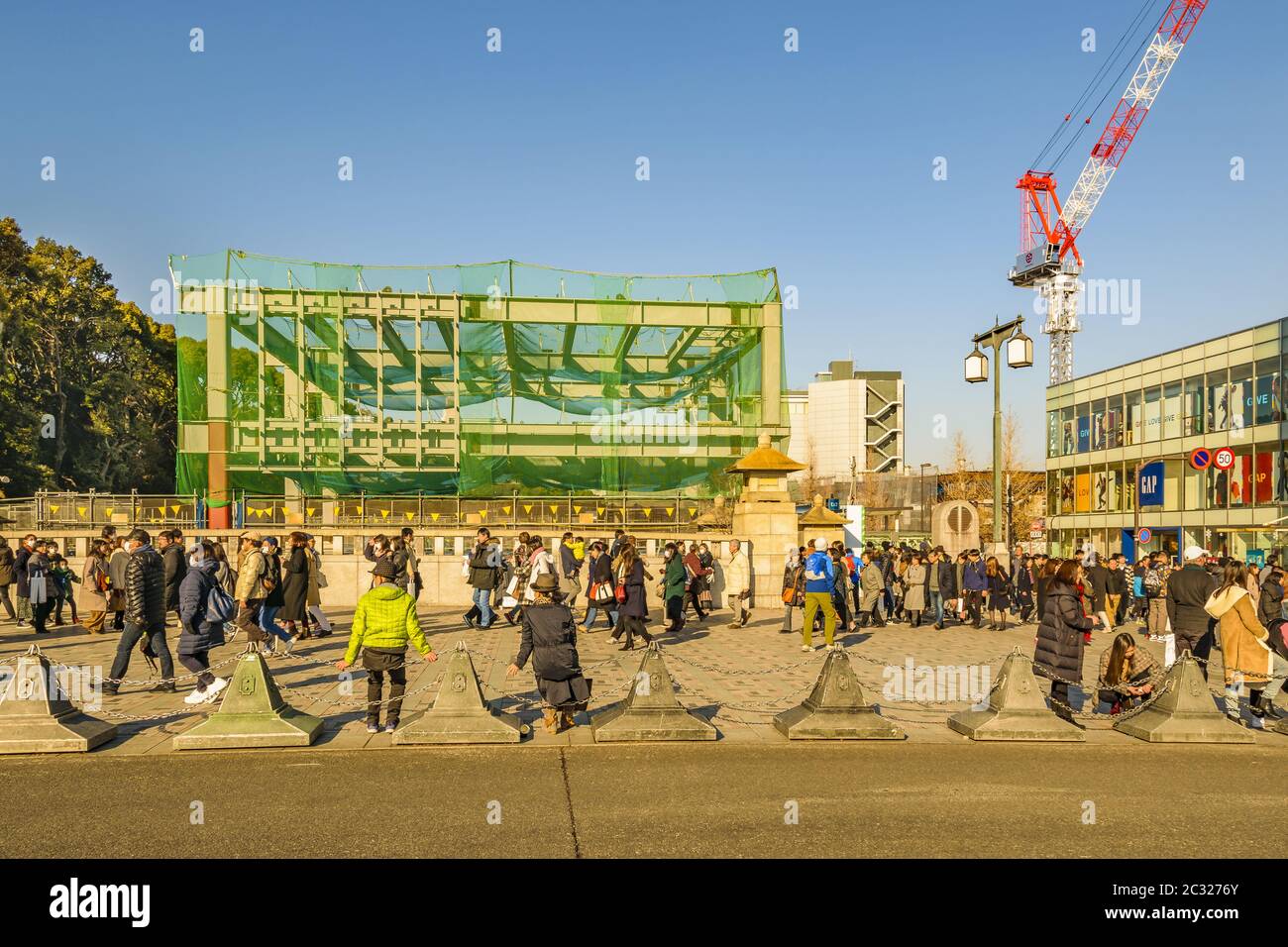 Crowded Urban Scene, Tokyo, Japan Stock Photo - Alamy