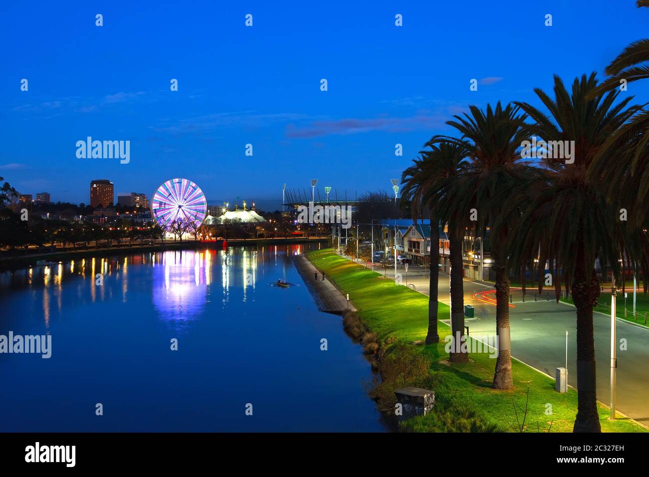 Melbourne waterfront at night hi-res stock photography and images - Alamy