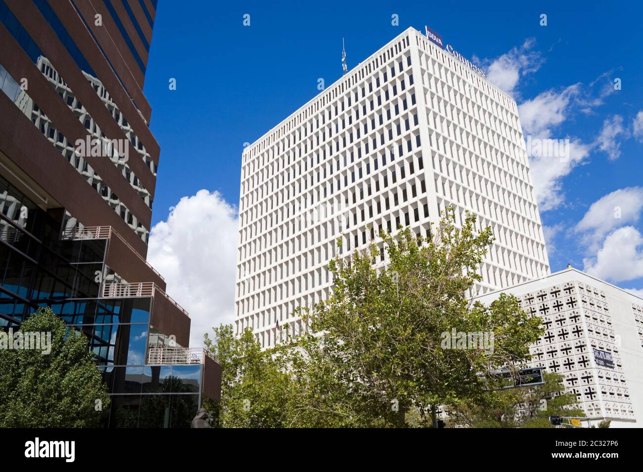 Compass bank hi-res stock photography and images - Alamy