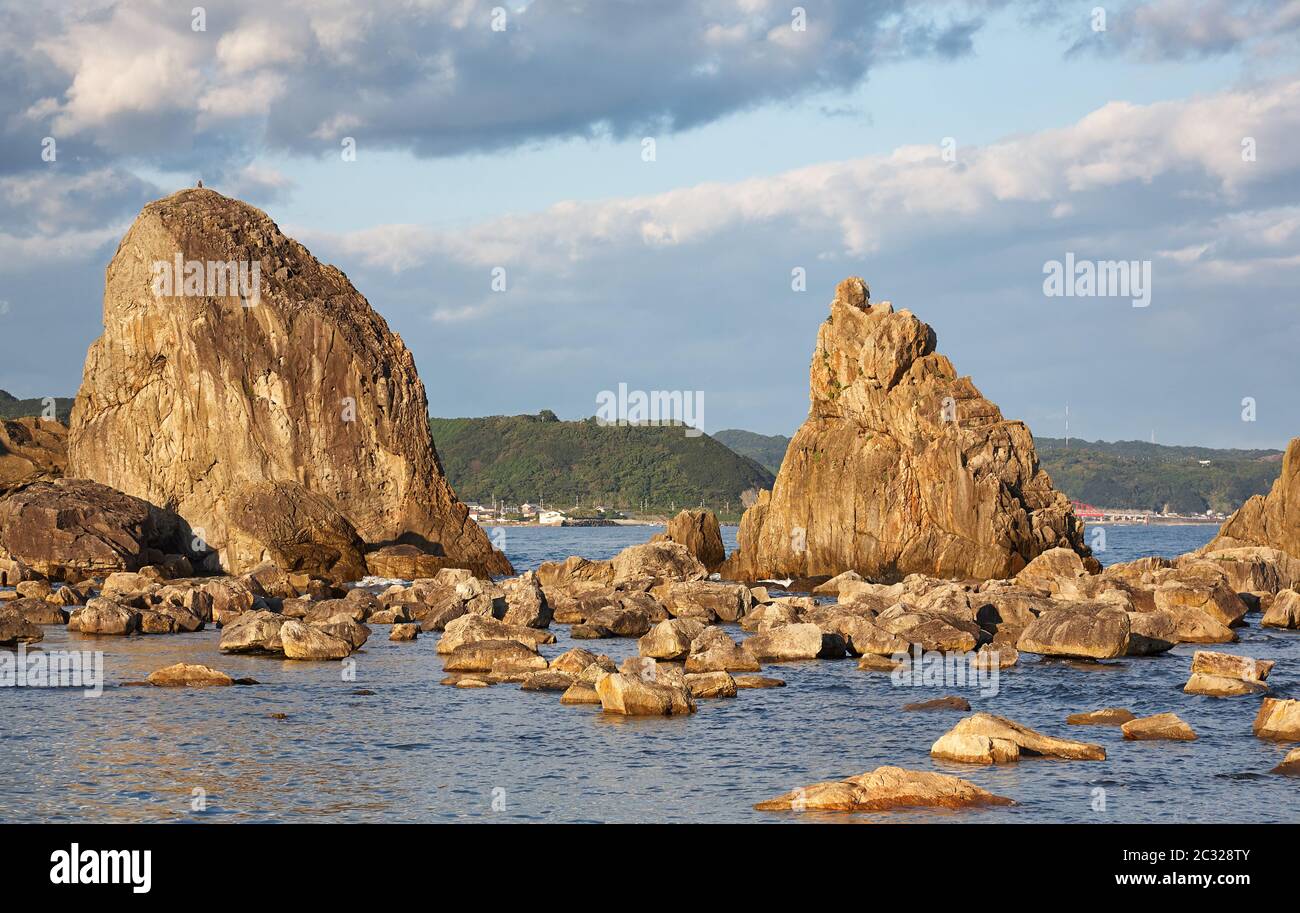 Hashigui-iwa (Bridge Pillar Rocks) at the Kushimoto. Wakayama ...