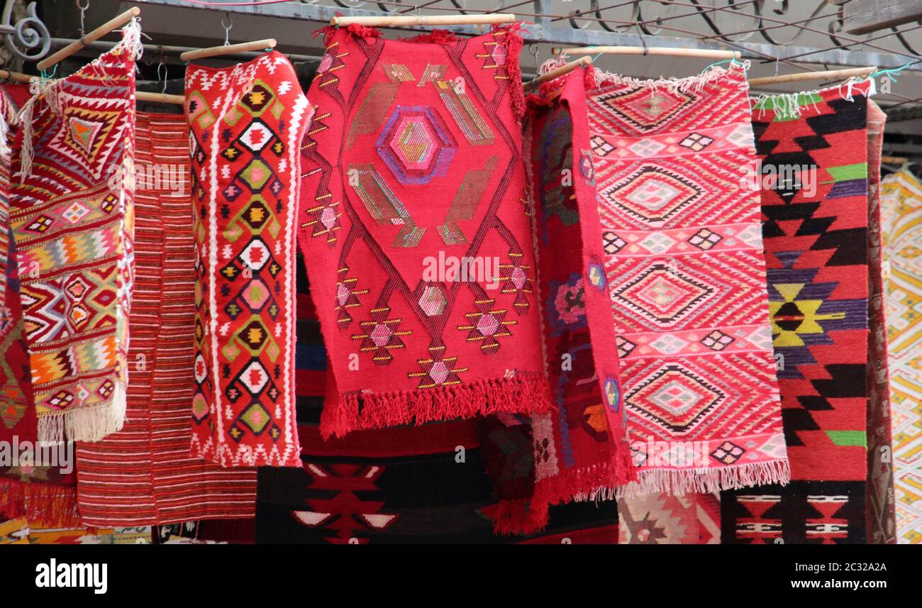 picture of a coooful macedonian hand made traditional woolen rugs ...