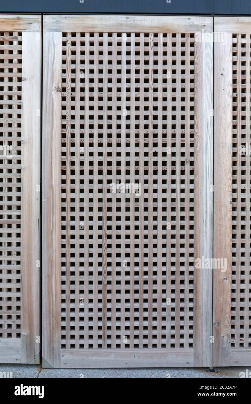 Wooden Screen Panel Boards Building Wall Structure Stock Photo - Alamy