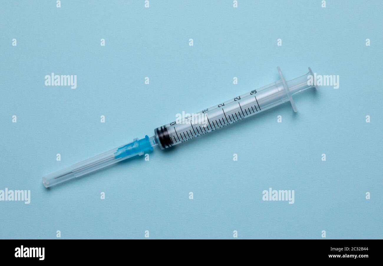 Disposable Plastic SyringeClose-up disposable medical syringe made of ...
