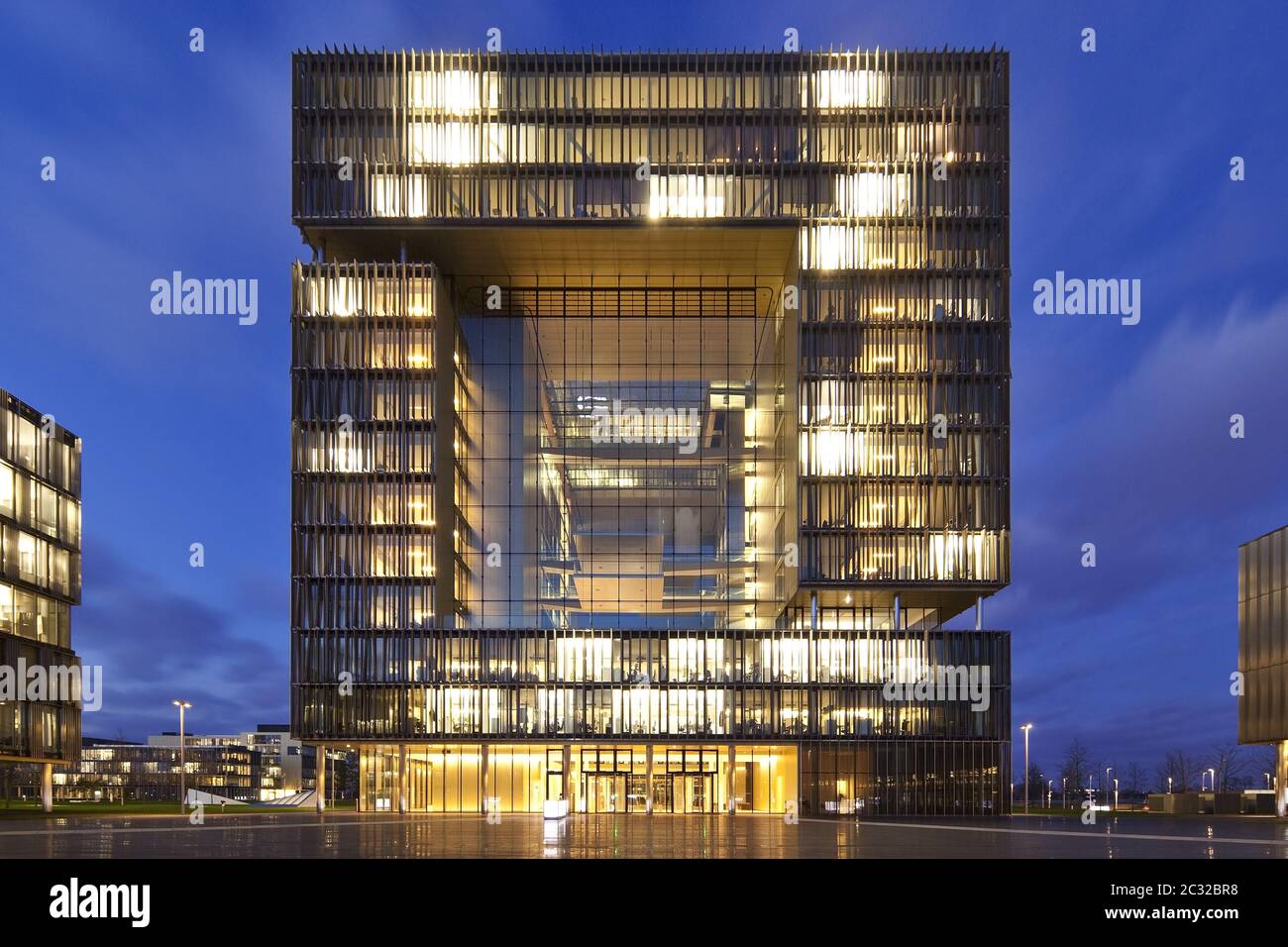 Modern Headquarter Building High Resolution Stock Photography and ...