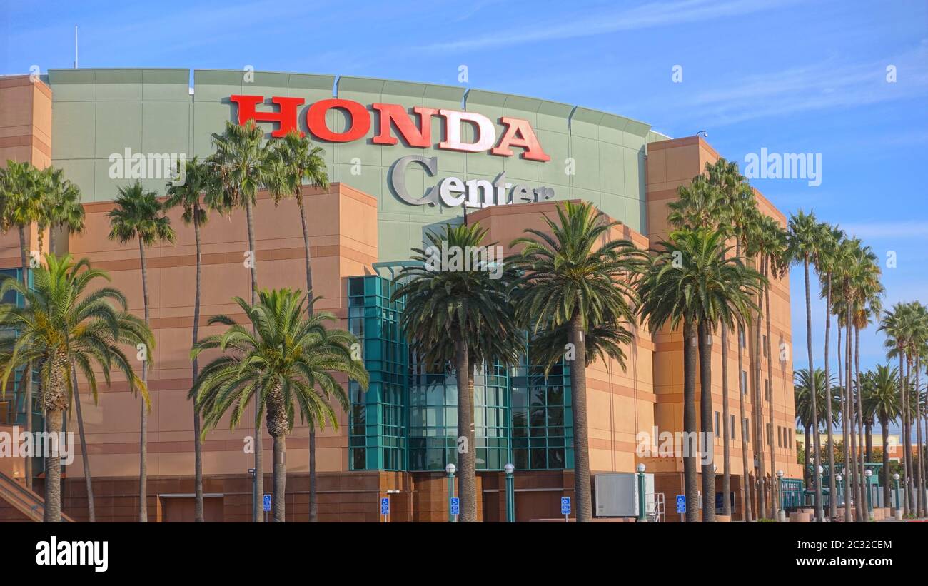 Honda center arena hockey hi-res stock photography and images - Alamy