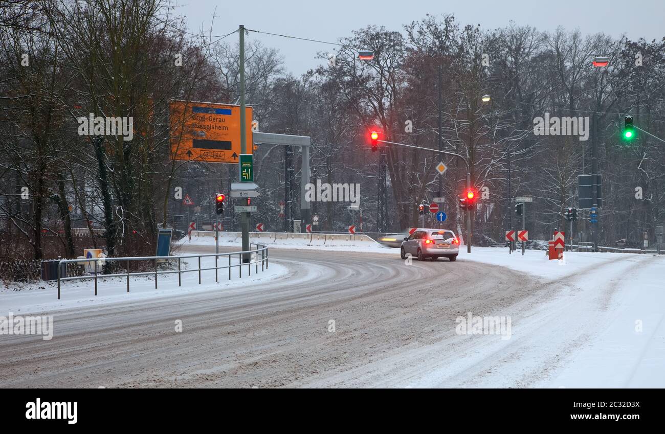 Street traffic in snowstorm Stock Photo - Alamy