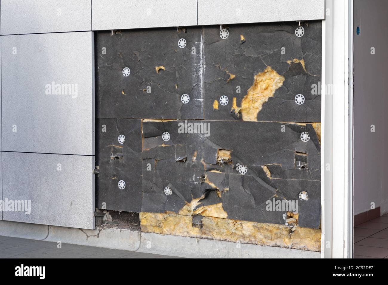Damaged insulation hi-res stock photography and images - Alamy