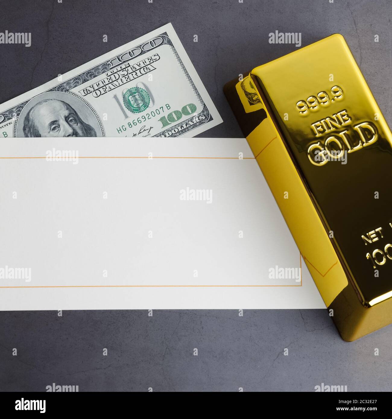 American paper money gold bar hi-res stock photography and images - Alamy