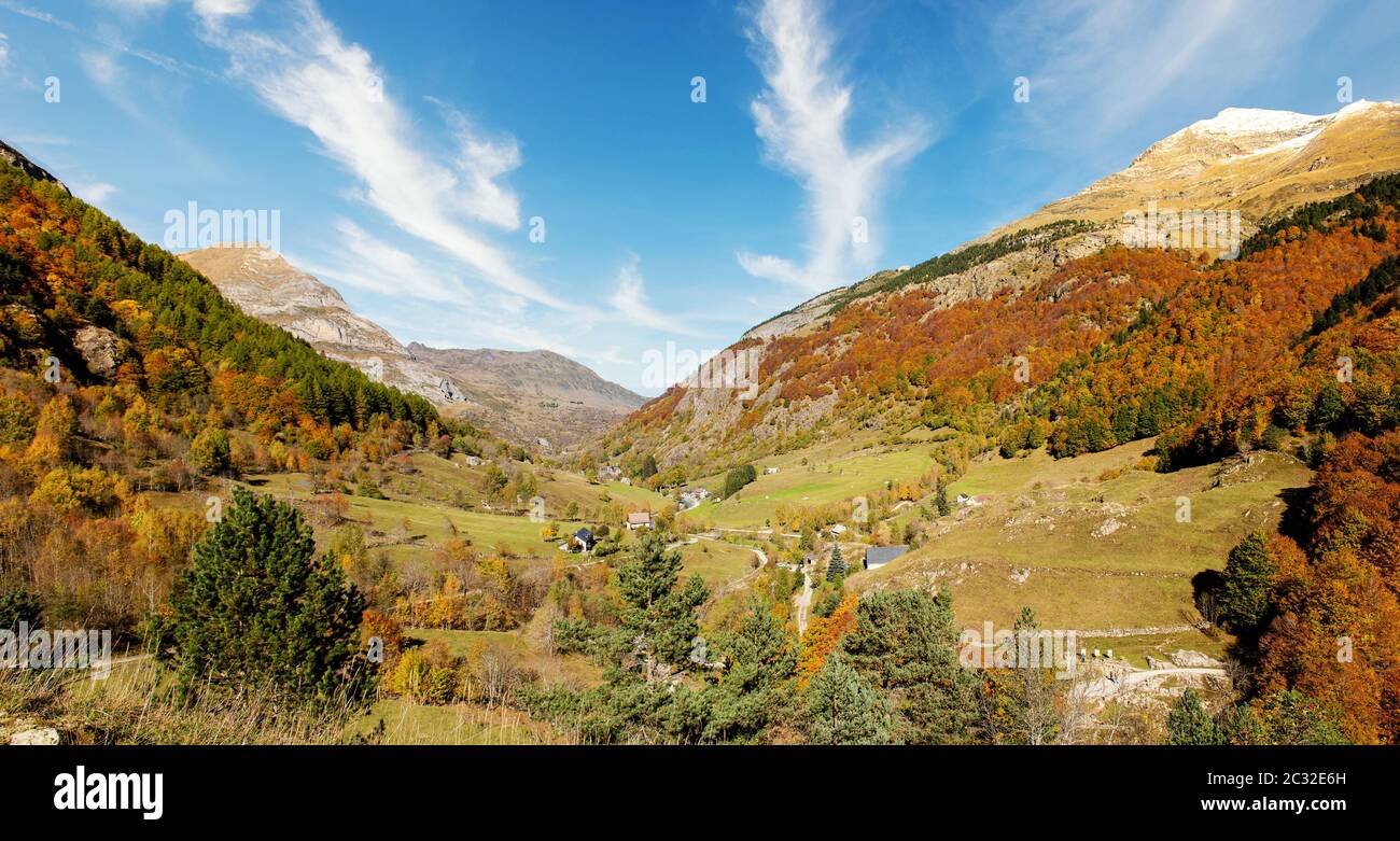 color of autumn at the mountain (french Pyrenees Stock Photo - Alamy