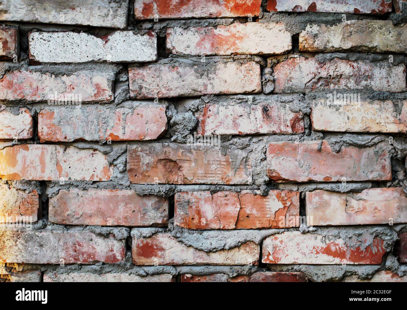 Yellow brick castle hi-res stock photography and images - Alamy
