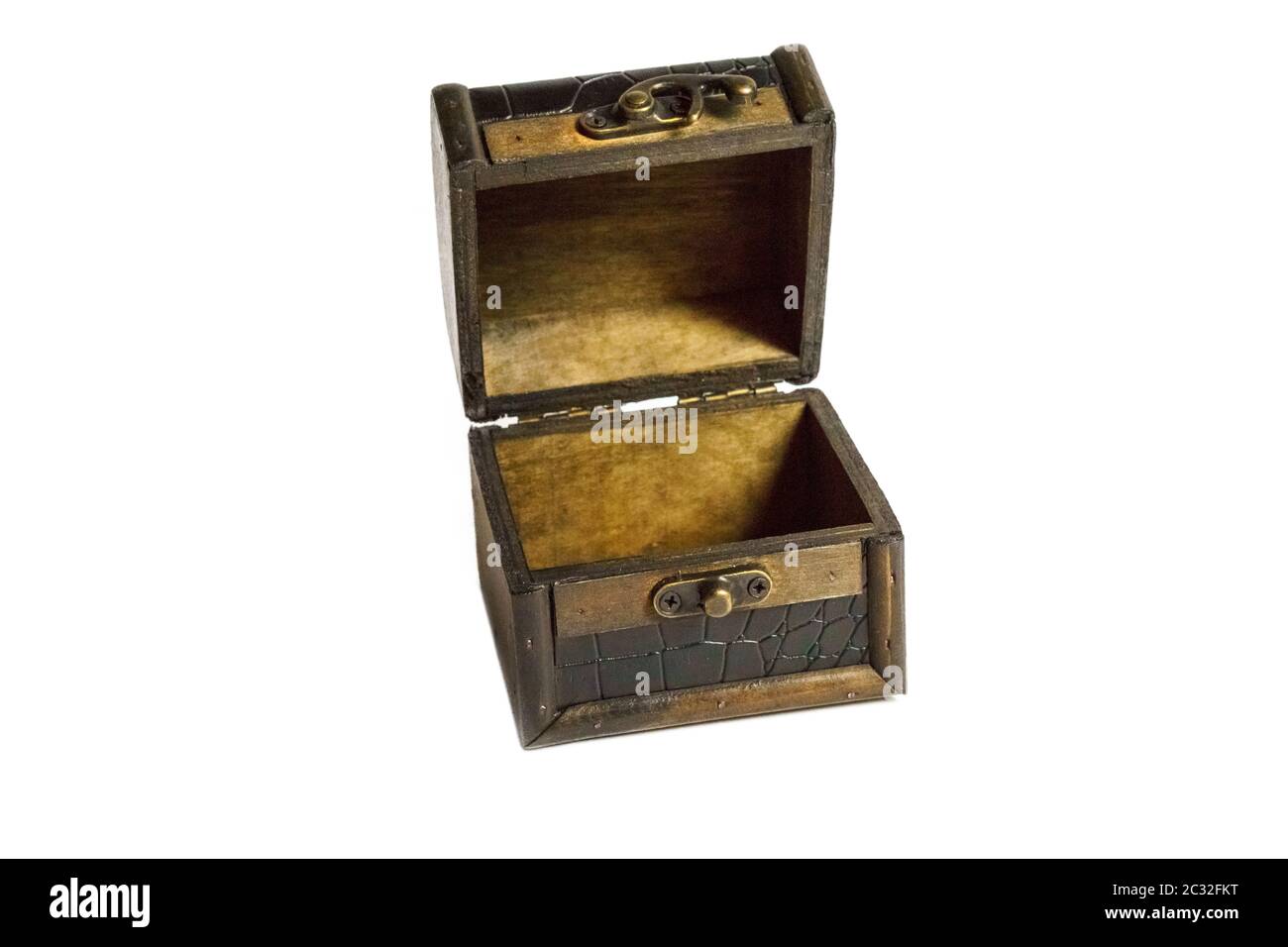 Box treasure chest jewels hi-res stock photography and images - Alamy