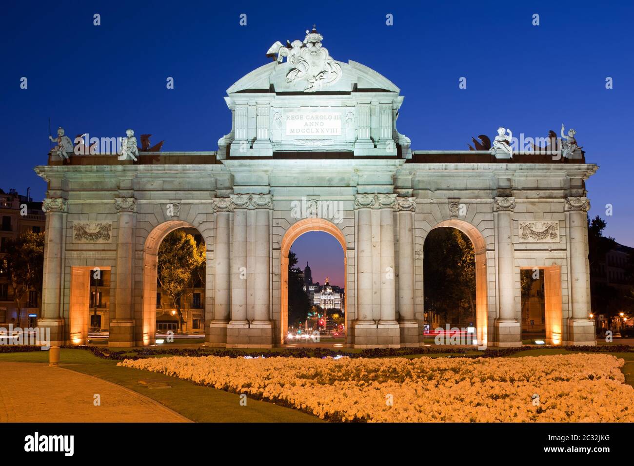 Alcala arch hi-res stock photography and images - Alamy