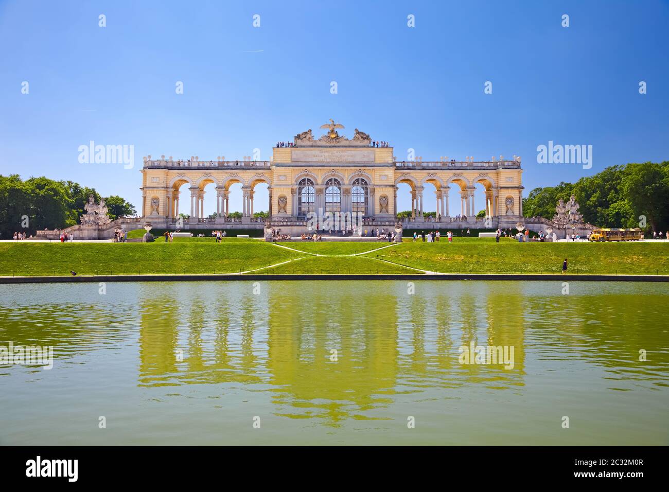 Gloriette, Schonbrunn Palace, Vienna Stock Photo - Alamy